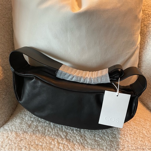 COS | Bags | Nwt Cos Leather Crossbody Banana Sling Bag Black New ...